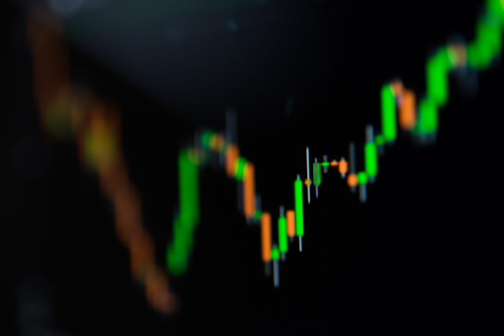 Candlestick Patterns Demystified: Entry and Exit Points for Consistent Wins - Olanie J.